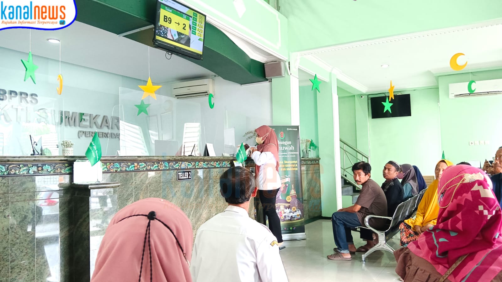 Beri Layanan Terbaik, BPRS Bhakti Sumekar Pastikan Tabungan Nasabah ...